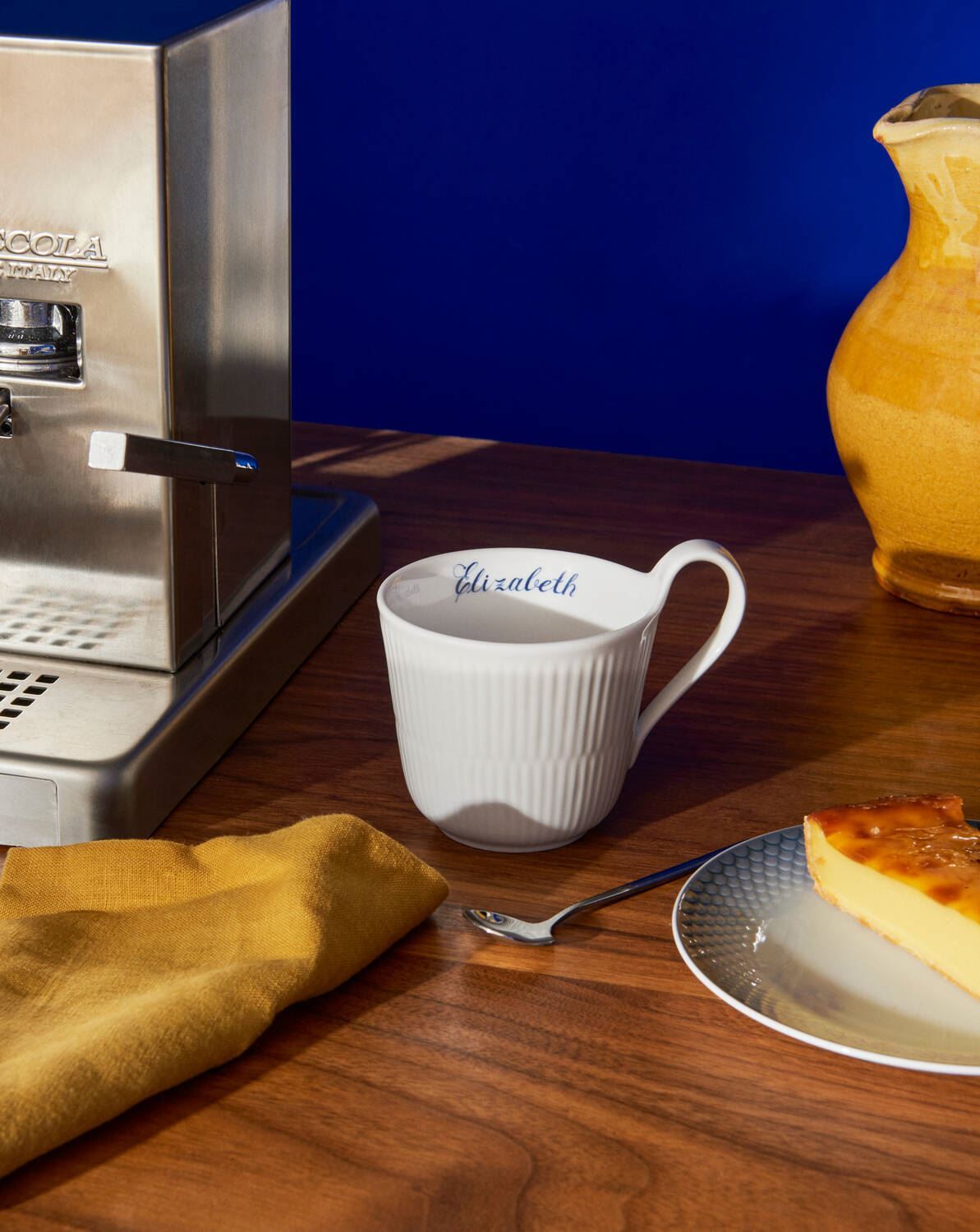 White Fluted High Handle Cup, Bespoke, 33 cl | Royal Copenhagen