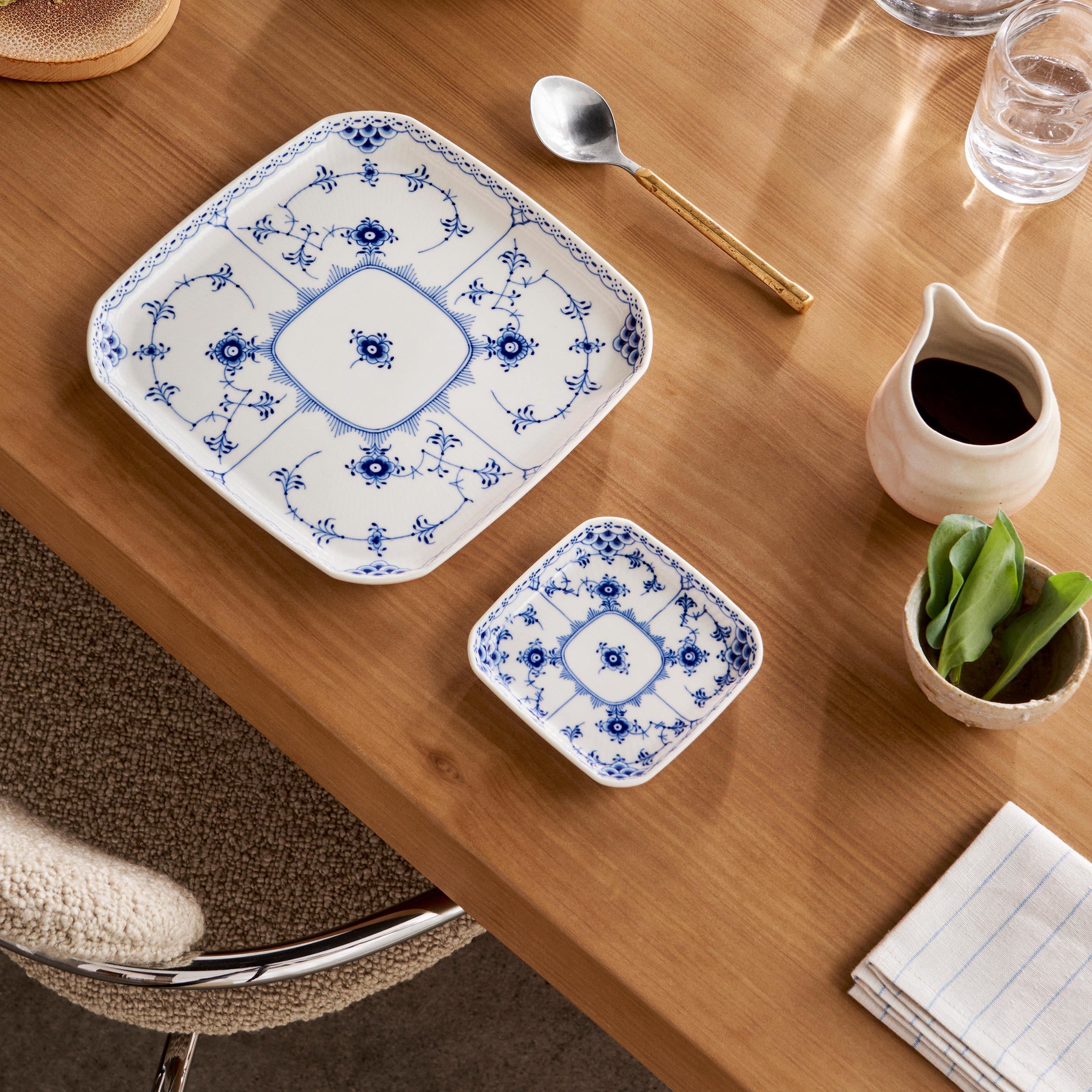 Blue Fluted Half Lace Square Plate, 21 cm | Royal Copenhagen