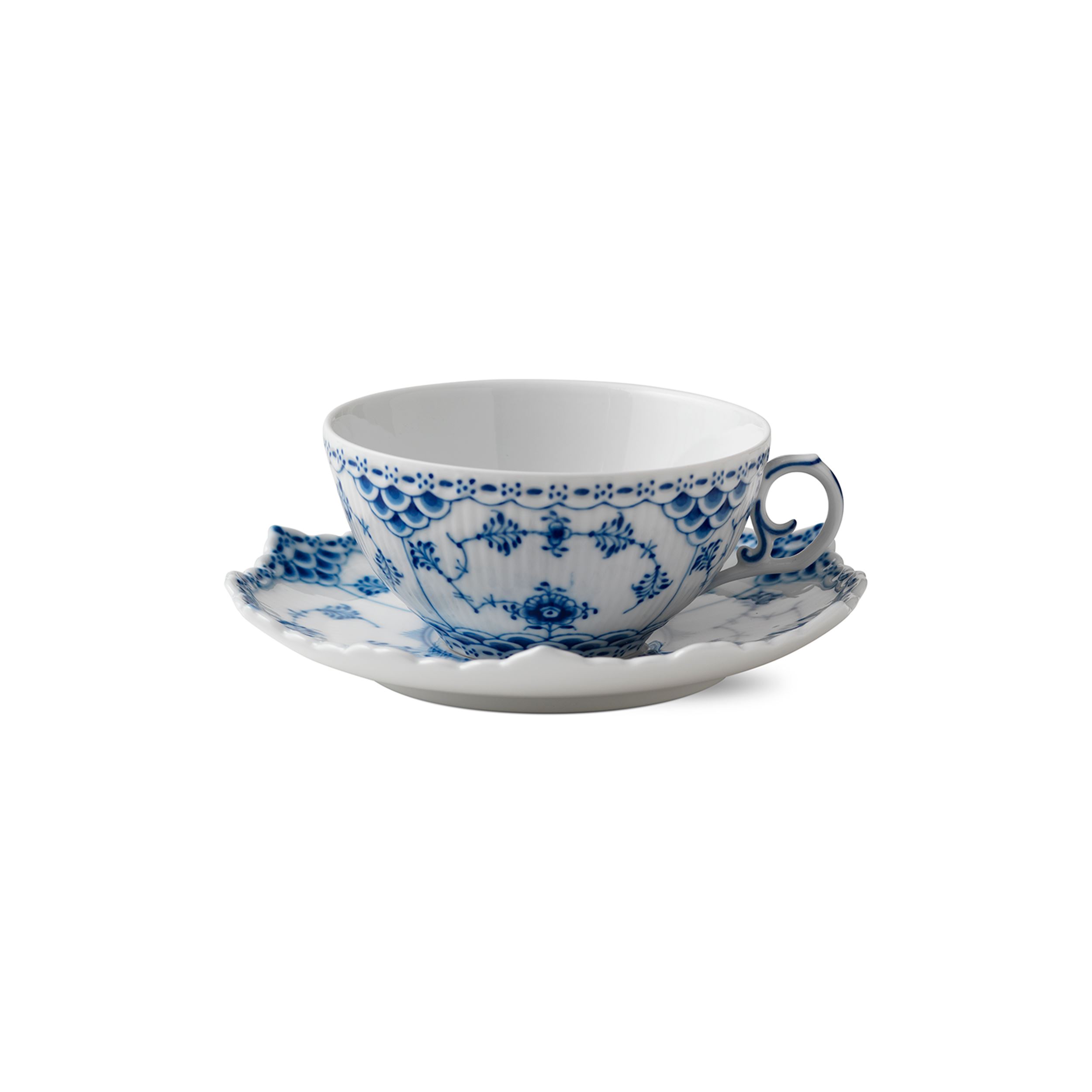 Blue Fluted Full Lace Cup and Saucer, 20 cl | Royal Copenhagen