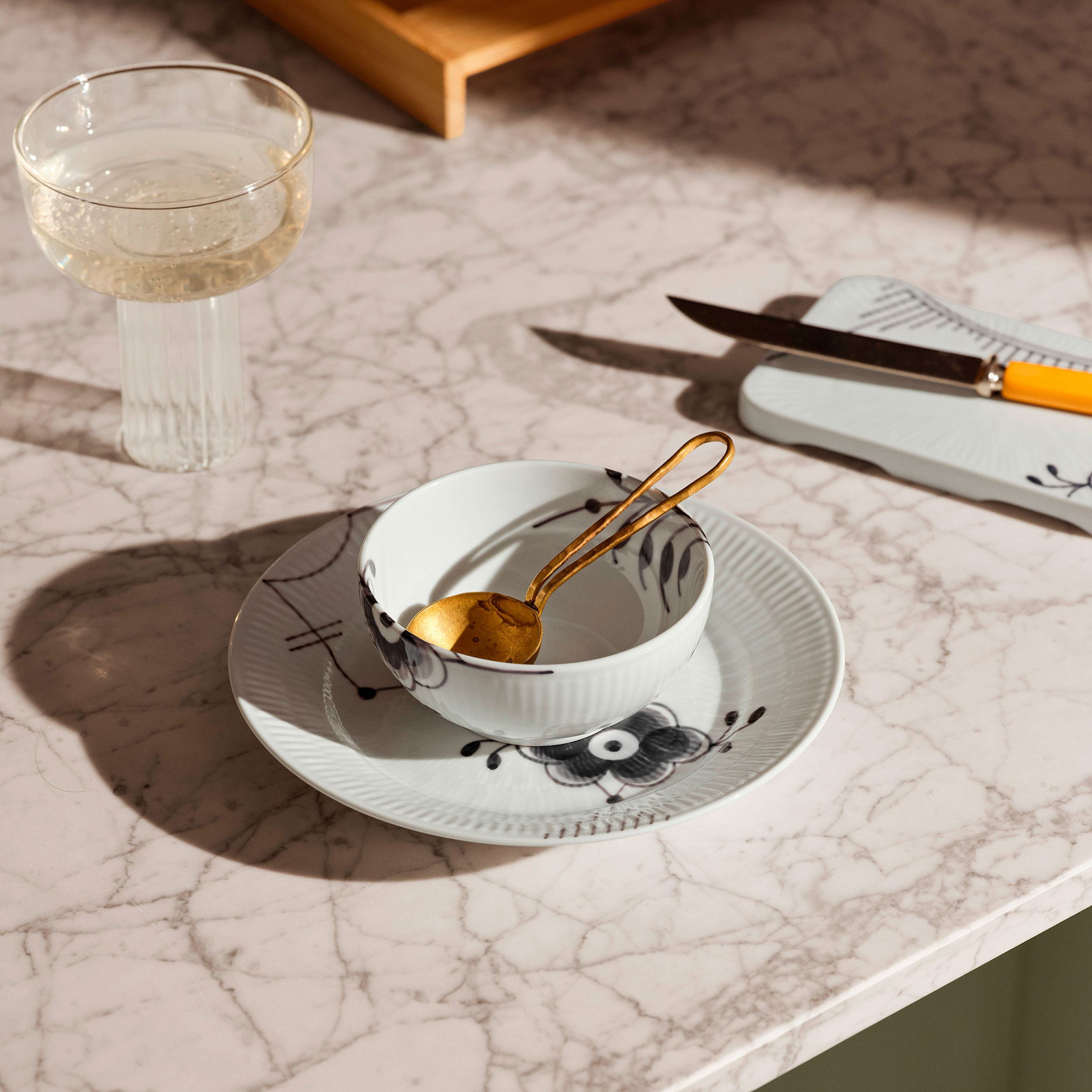 Mega Gerippt Schwarz Offene Vase, 19 cm | Royal Copenhagen