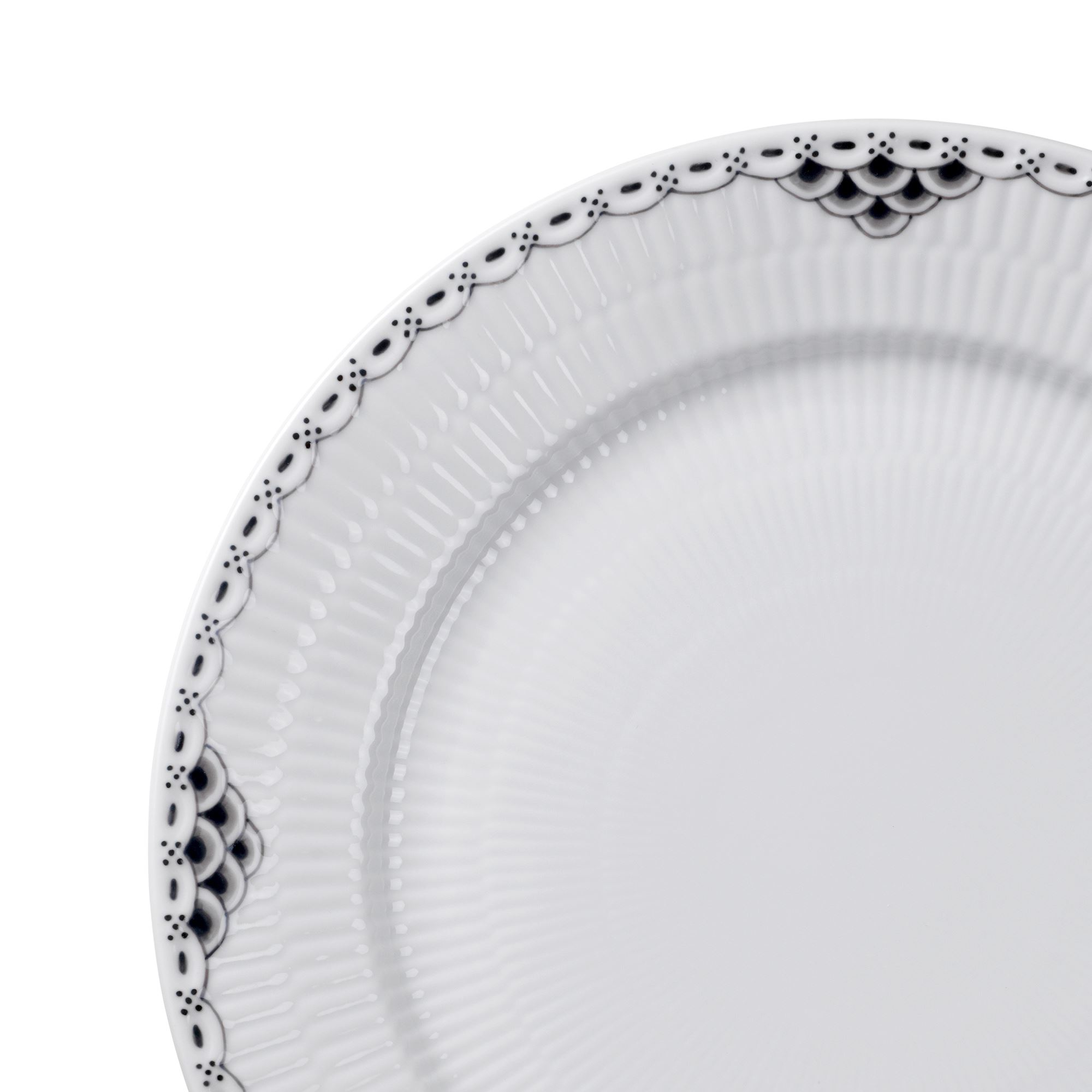 Black Lace Plate, 19 cm | Royal Copenhagen