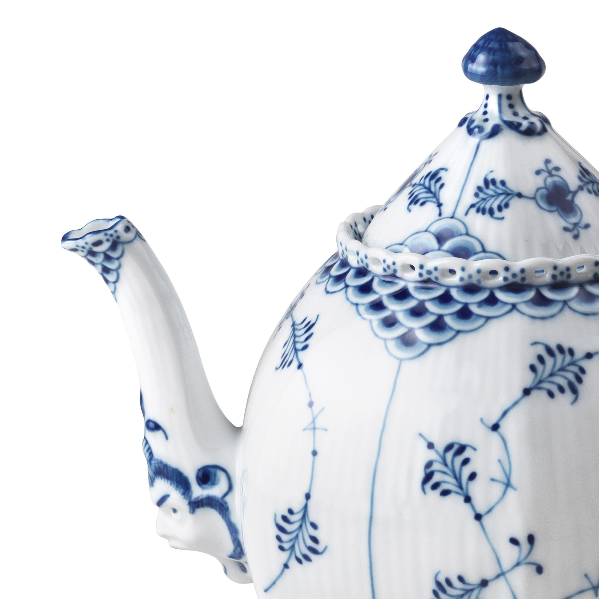 Blue Fluted Full Lace Teapot, 70 cl | Royal Copenhagen