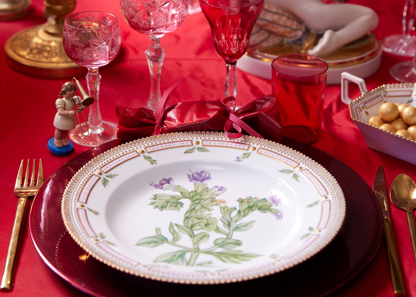 Nyd Lotte Tegner Freddies Julebord for Royal Copenhagen
