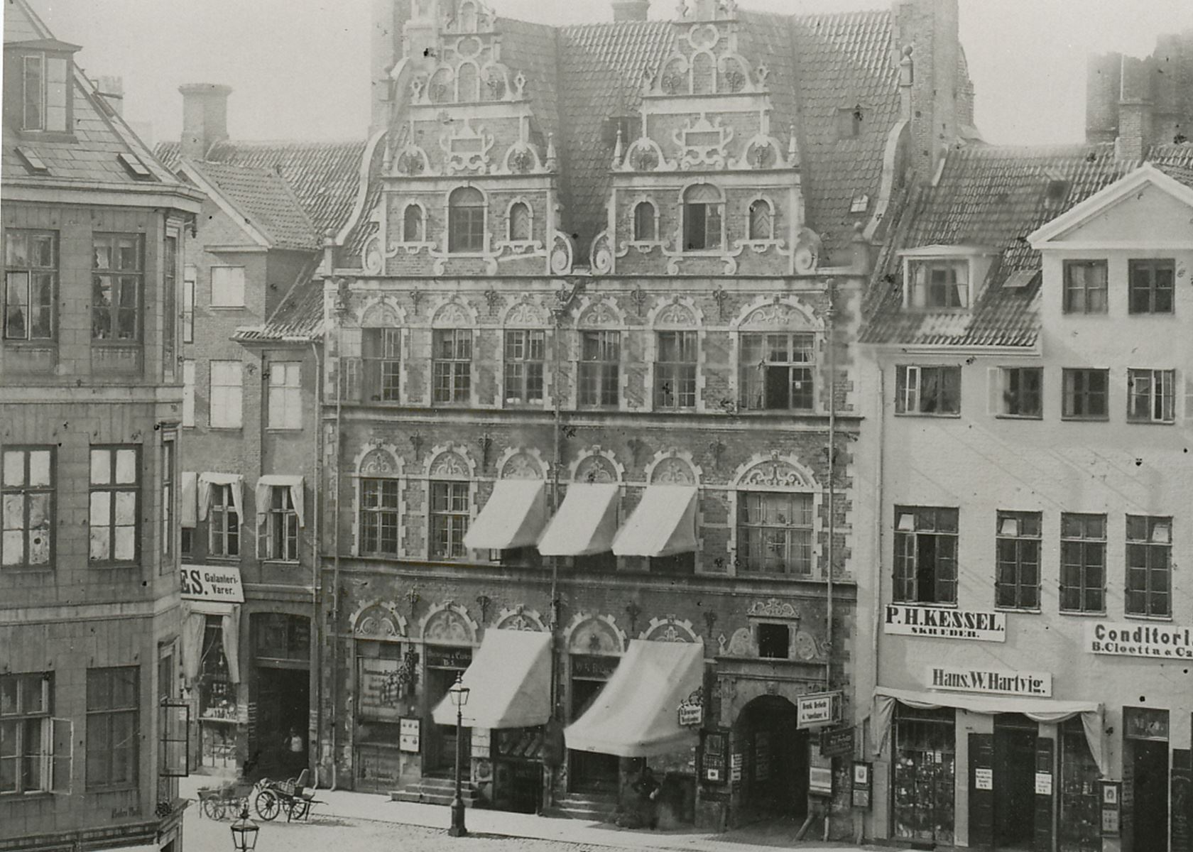 Explore the timeline of our factory | Royal Copenhagen